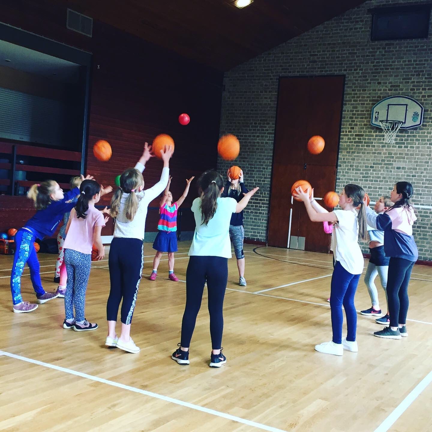 Monday Kids Dance Club - Dazzle Workshops